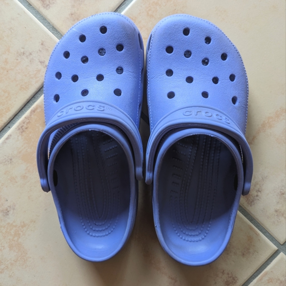 Crocs "Digital Violet" Limited Edition - Gem